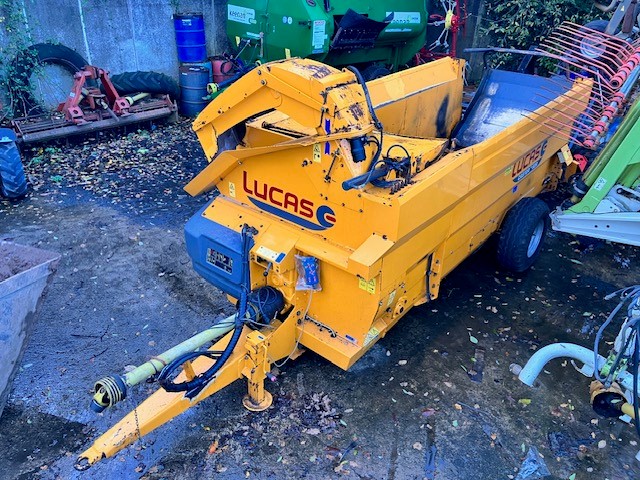 MISCELLANEOUS LUCAS CASTOR 60 STRAW CHOPPER - Francis Bugler Ltd